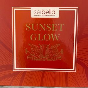 Makeup | Sunset Glow Eyeshadow Palette | Poshmark